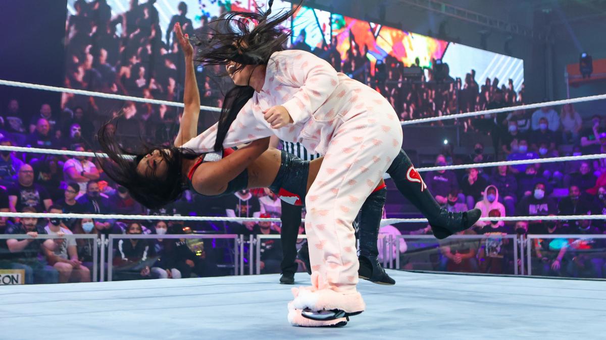 Wendy Choo wakes up to a tag team victory; Kay Lee Ray destroys Mandy ...