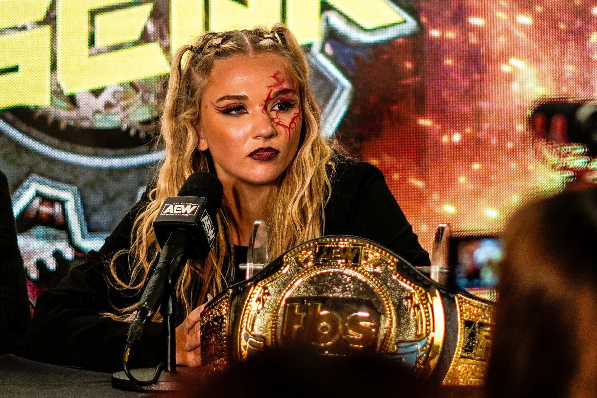 Julia Hart Wins First TBS Title Defense On Collision | Diva Dirt