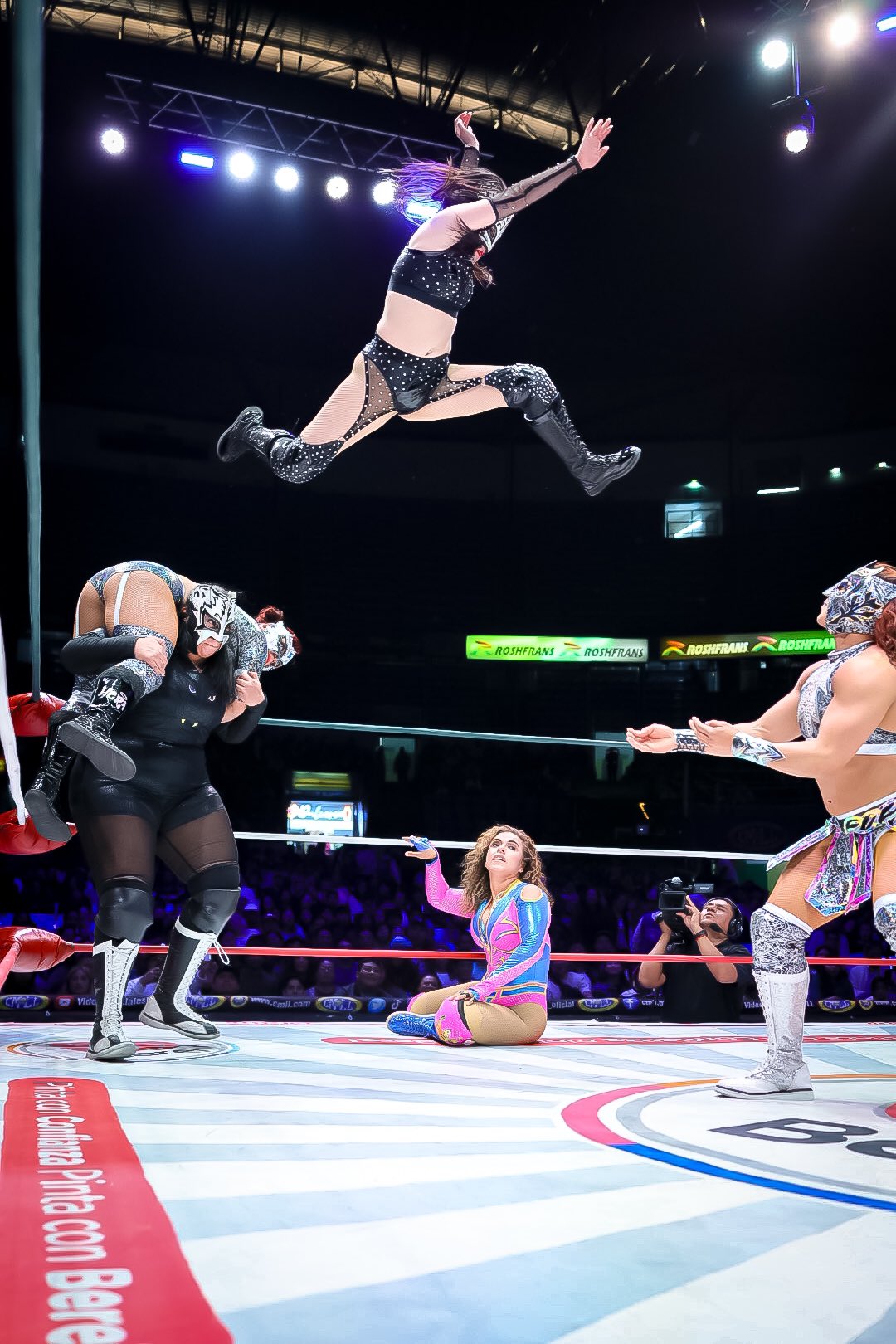 CMLL: Hera Olympia & Candela Win First Amazonian Match Of The New Year ...